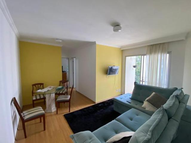 Vendo apartamento no Jardim Rizzo