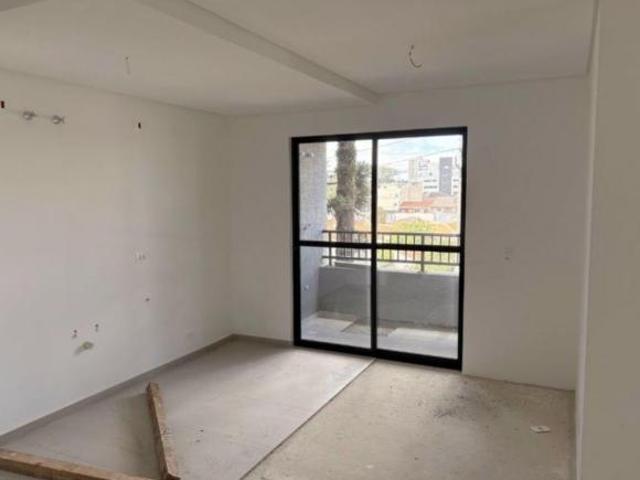 Vendo Apartamento no Novo Mundo 3 Quartos com Suíte Garagem