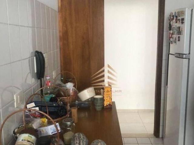 Vendo apartamento no Residencial Bom Clima com 3 dormitórios 2 banheiros 1 vaga de garagem no bairro