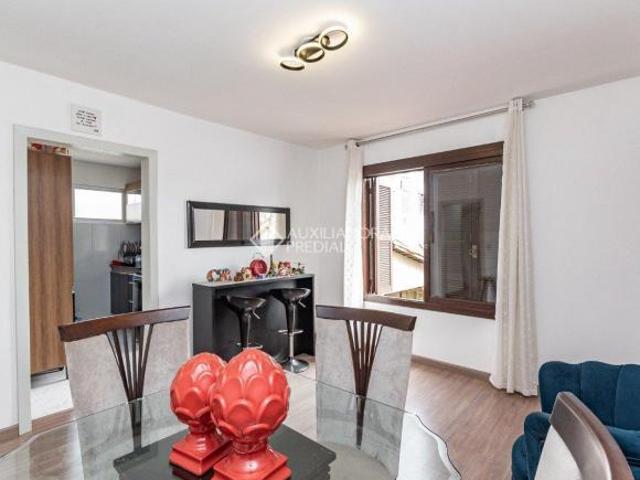 VENDO APARTAMENTO REFORMADO 71 M² PRIVATIVOS 3 DORMITÓRIOS / VAGA