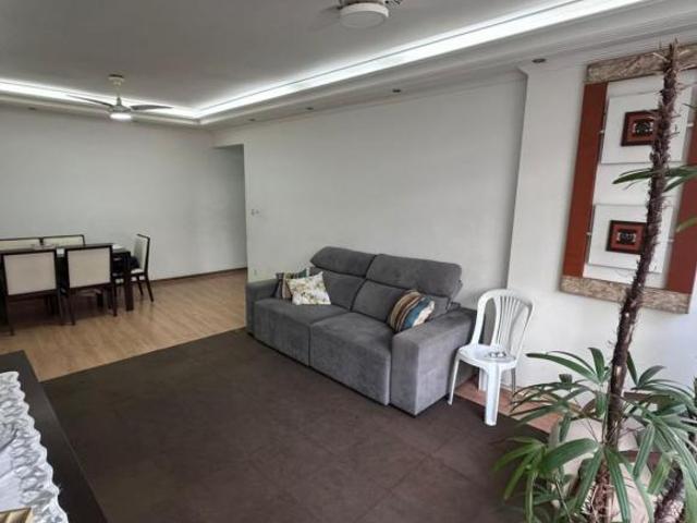 Vendo Apartamento reformado e mobiliado de 2 dormitórios no José Menino em Santo