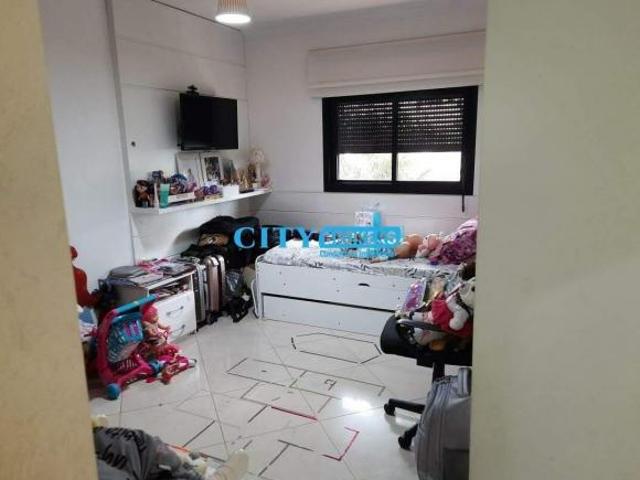 Vendo apartamento Santana / Mandaqui com 128m composto dos seguintes itens: * 3 suítes com closet