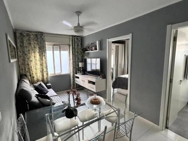 Vendo apartamento semi mobiliado, 1 dorm., sala, quarto, banheiro, lavanderia, 4°