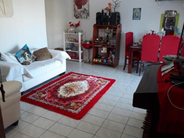 VENDO APT 2 QUARTOS 72 MTOS NO CENTRO DE CALDAS NOVAS 230, 000