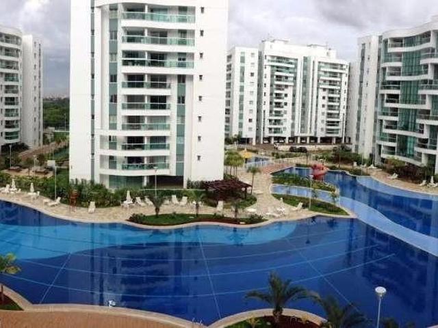 Vendo Aptº. de 2 quartos no Living Park Sul