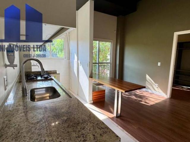 Vendo apto na Granja Viana 38 m², 1 dormitório com suíte valor 430 mil