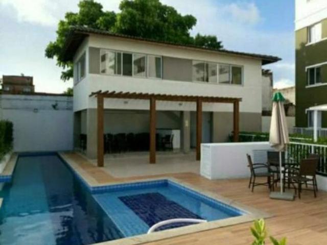 VENDO Apto BARATO URGENTE, 2 Quartos, 69m2, condomínio completo, pscina, etc