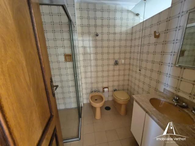 Vendo Apto com 4 Quartos, Sendo 3 Suítes, Área Privativa 183 m² na Higienópolis Próx. Ao Shopping