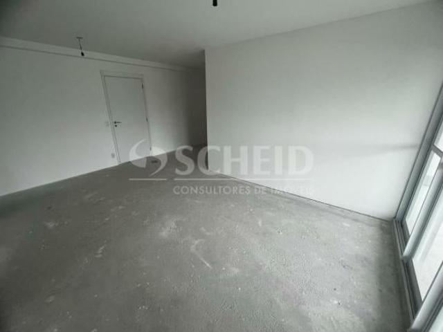 Vendo Apto 136m2 com 4 dormitórios, sendo 2 suítes e 2 vagas, no Alto da Boa Vista