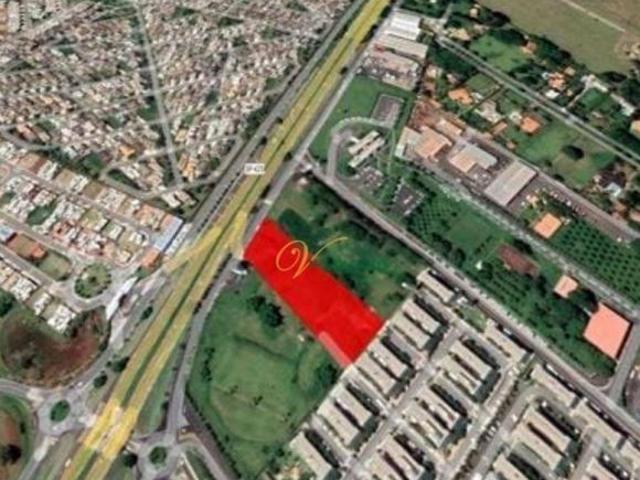 VENDO AREA 9.844,92M2