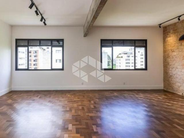 Vendo Belíssimo Apartamento reformado com 3 suítes à venda, 212 metros e 1 vaga Consolação, São