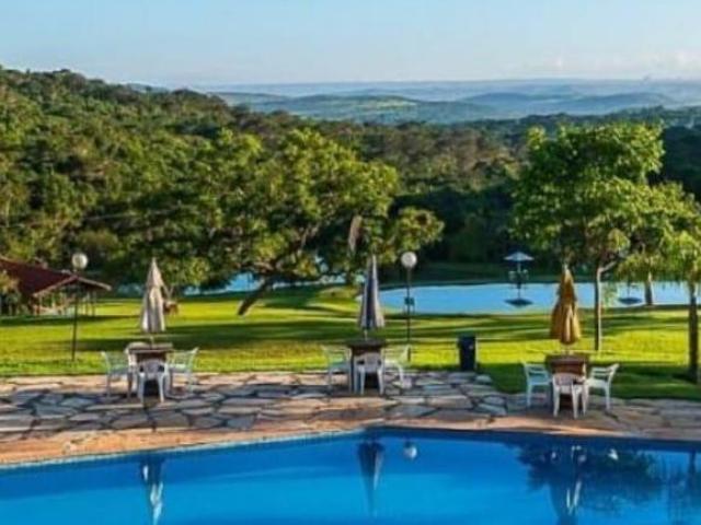 VENDO BELÍSSIMO HOTEL FAZENDA COMPLETO COM FATURAMENTO ALTO PERTO DO DF!