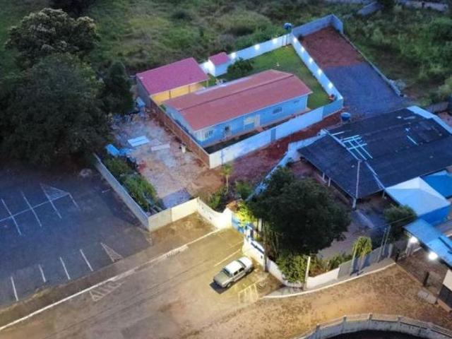 VENDO BELÍSSIMA CASA COM 04 SUÍTES CHURRASQUEIRA NA QUADRA 01 DO PARK WEY EM CONDOMÍNIO FECHADO!