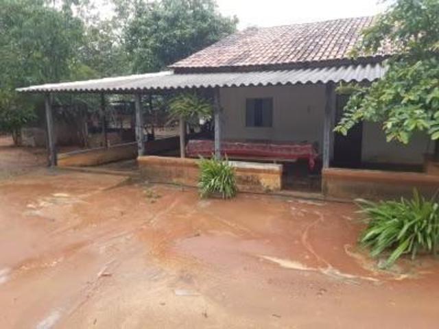 VENDO BELÍSSIMA FAZENDA EM ARINOS/MG DE 42 HECTARES ESCRITRURADO AC IMÓVEL E CA!