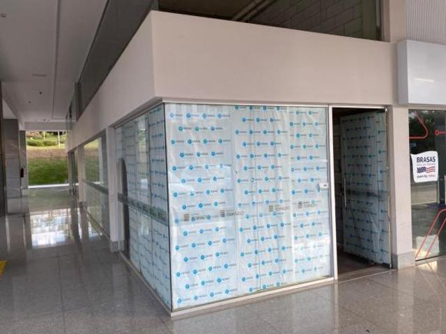 VENDO BELÍSSIMA LOJA DE ESQUINA NASCENTE DE FRENTE P/ RUA VISTA LIVRE!