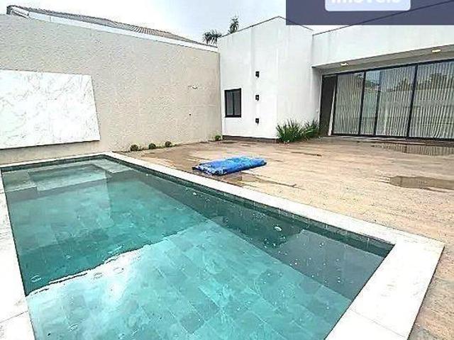 VENDO CASA MUITO LUXUOSA COM 5702 DE ÁREA NA PONTE ALTA DO GAMA!