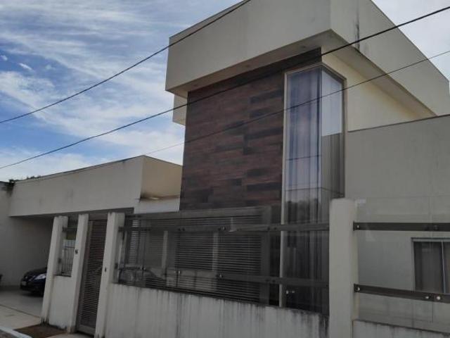 VENDO CASA MODERNA COM 03 QUARTOS E LAZER COMPLETO 98150 8787