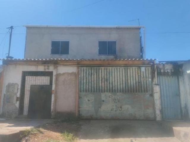 VENDO CASA NA SAMAMBAIA NORTE