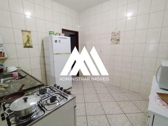 Vendo casa no Morro do Sol com quintal amplo planejados na cozinha!