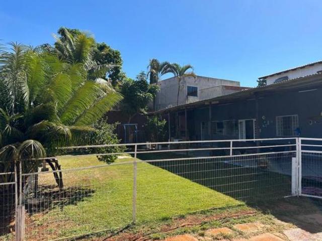 Vendo casa no BERNARDO SAYÃO Terreno de 800m2