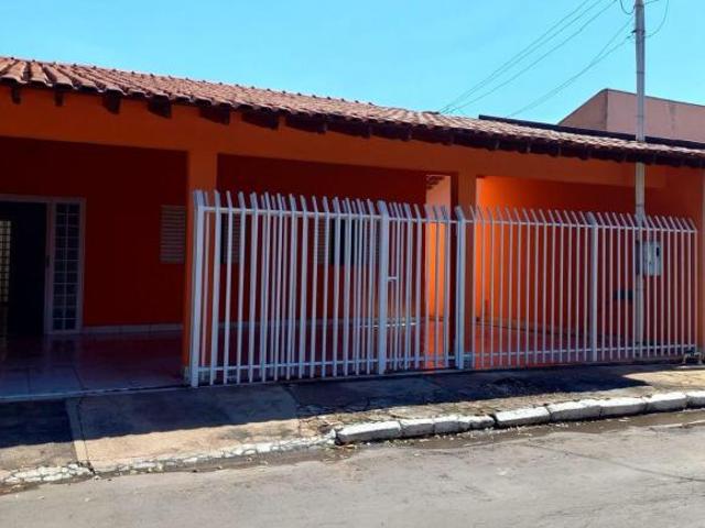 VENDO CASA NO CONDOMÍNIO FAVAL