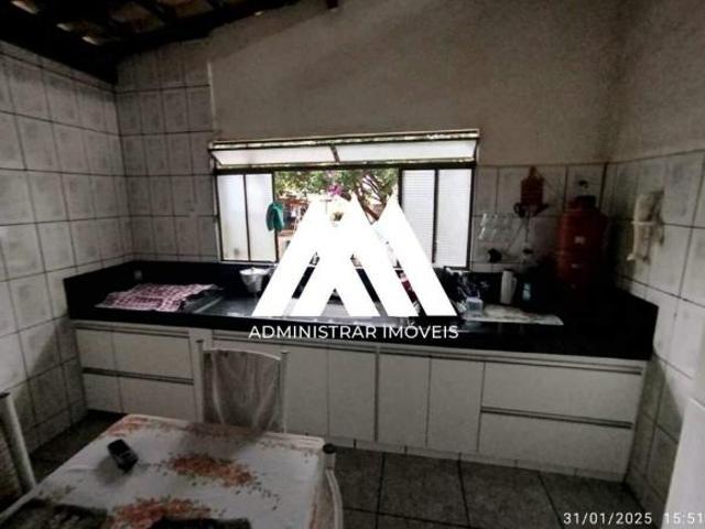Vendo casa no Padre Eustáquio com 500m²!
