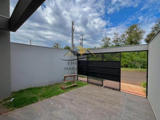 VENDO Casa Nova com 3 Dormitórios no Parque Tauá