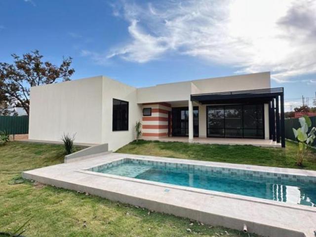 Vendo casa nova e moderna no Condomínio Estância Quintas da Alvorada!