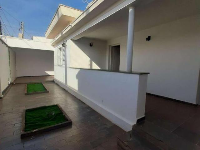 VENDO CASA AO LADO DO PESTALOZZI, EM FRANCA SP