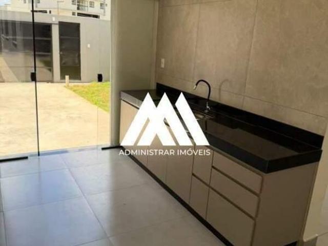 Vendo casa com 03 quartos no Sion Itaúna/MG!
