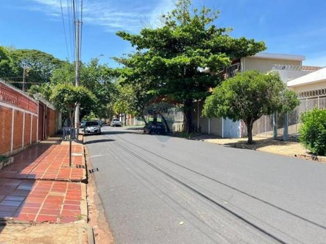 Vendo casa com 175m² 03 quartos sendo 1 suíte no Jardim São Luís em Ribeirão Preto