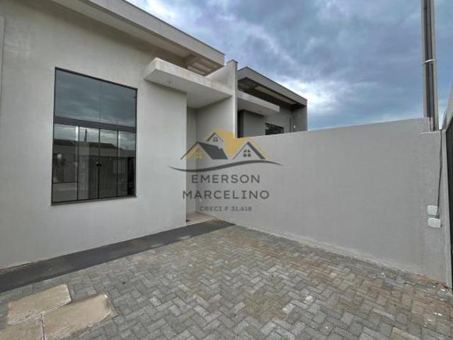 VENDO Casa Com 3 Dormitórios e Fino Acabamento na Região leste