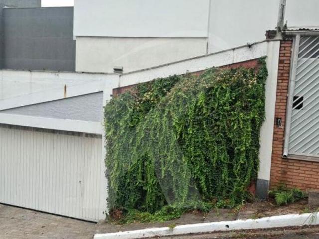 Vendo casa com 3 dorms sendo uma suíte, sala ampla, 3 vagas de garagem em Santana, zona norte, SP