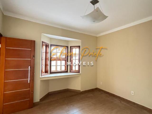 VENDO CASA COM ÁREA GOURMET E SPA NO JARDIM VENEZA 2 PIRASSUNUNGA
