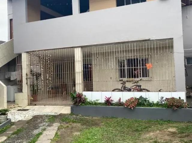 Vendo Casa com Kitnet próximo ao Mar de Ponta da Fruta, Vila Velha És
