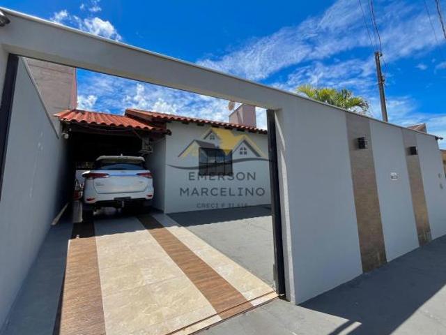 VENDO Casa com Piscina e Armários Planejados na Região Leste