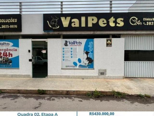 Vendo casa comercial na Etapa A, em Valparaíso de Goiás GO