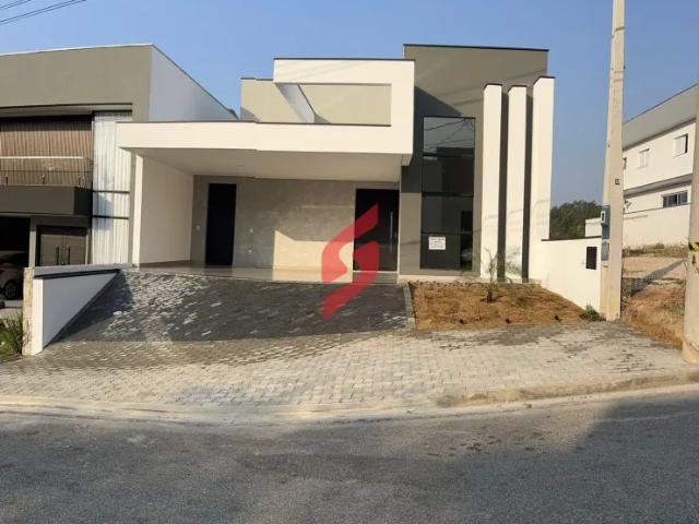 Vendo Casa – Condomínio Residencial Renaissance