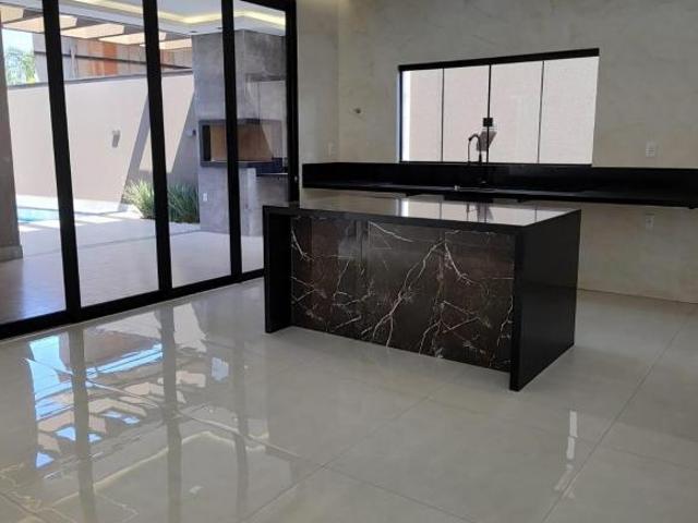 VENDO CASA DE ALTÍSSIMO LUXO VICENTE PIRES COM PISCINA/CHURRASQUEIRA 98150 8787