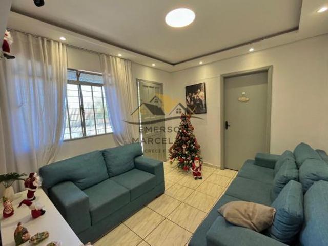 VENDO Casa de Esquina com 3 Dormitórios em Região Valorizada