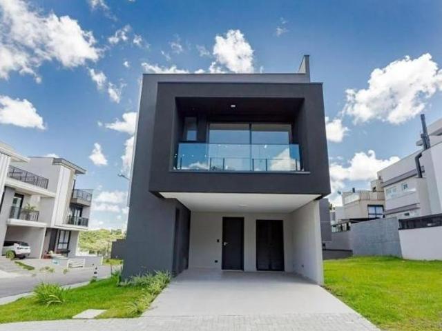 Vendo Casa de 250 m² com 3 quartos à venda em Santa Cândida