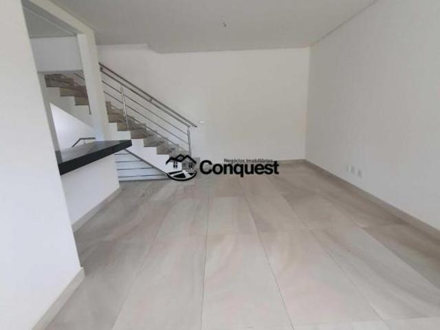 Vendo Casa em Condomínio Fechado 03 Quartos com suíte, Bairro Centro de Contagem