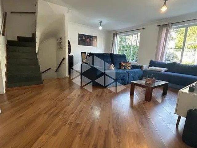 Vendo Casa em Condomínio 220m² 3 Dormitórios 1 Suíte 3 Vagas Parque Munhoz São Paulo SP