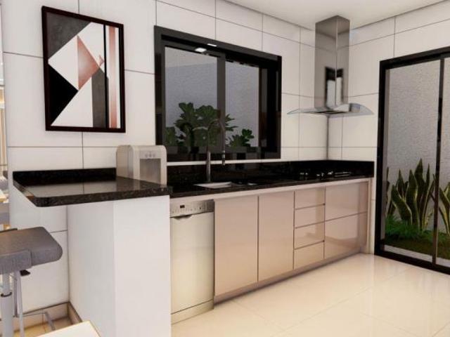 Vendo Casa em Condomínio com 130 m² e 3 quartos à venda em Santa Felicidade