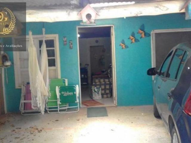 Vendo casa em Itapuã