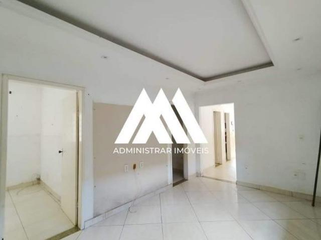 Vendo casa em Itatiaiuçu com 03 quartos excelente localização