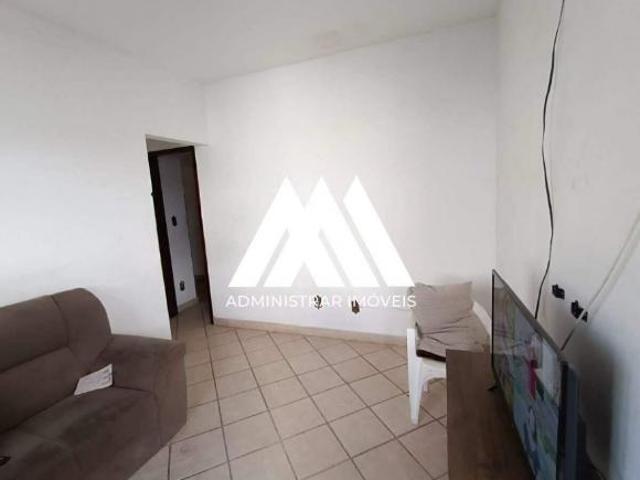 Vendo casa em Itaúna com espaço gourmet com ótima localização!
