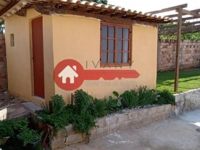 vendo casa em Juatuba bairro Maria Regina