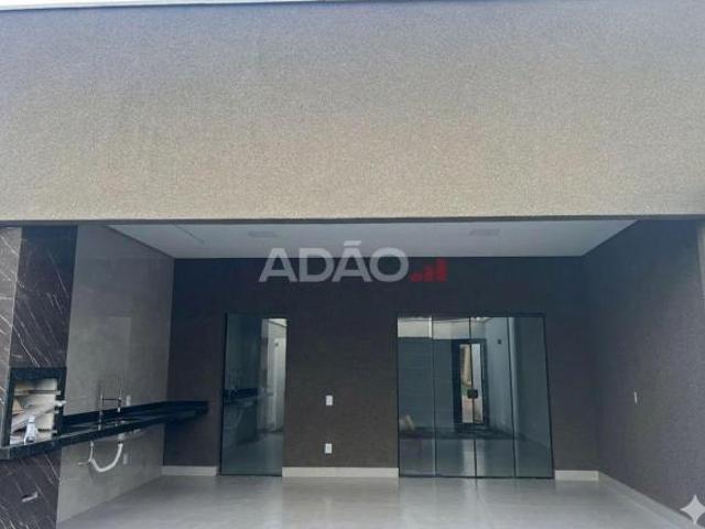 Vendo casa em senador Canedo Casa de Rua com 3 Quarto s por R$ 390000.00 no setor Solar Monte Crist