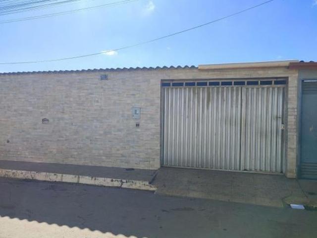 Vendo casa Escriturada na Estrutural JN